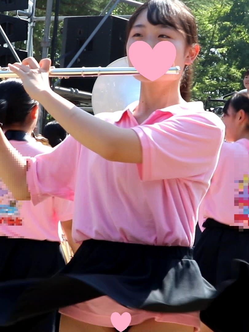 【Pcolle】吹奏楽部JKのパンチラ！？重ね履き忘れて、生Pがwwwww | 君のパンツは。